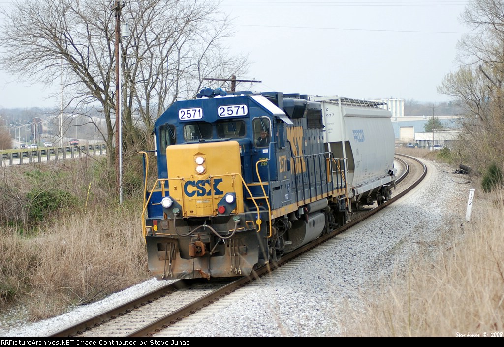 CSX 2571 J768
